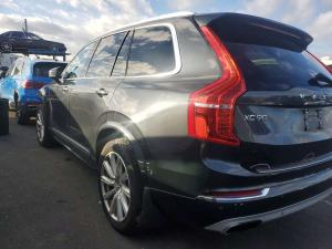 Grey Volvo XC90 2017 in Vilnius, with an engine capacity of 1.97 L and mileage of 180 thousand km for 11800 €, photo 25 on AUTOMOTO.COM.LV