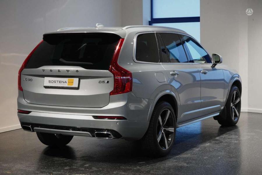 Grey Volvo XC90 2017 in Vilnius, with an engine capacity of 1.97 L and mileage of 239 thousand km for 24900 €, photo 3 on AUTOMOTO.COM.LV