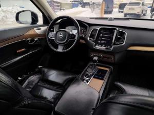 Pelēks Volvo XC90 2017 Viļņa, ar dzinēja tilpumu 1.97 L un nobraukumu 144 tūkst. km par 26500 €, foto 16 vietnē AUTOMOTO.COM.LV
