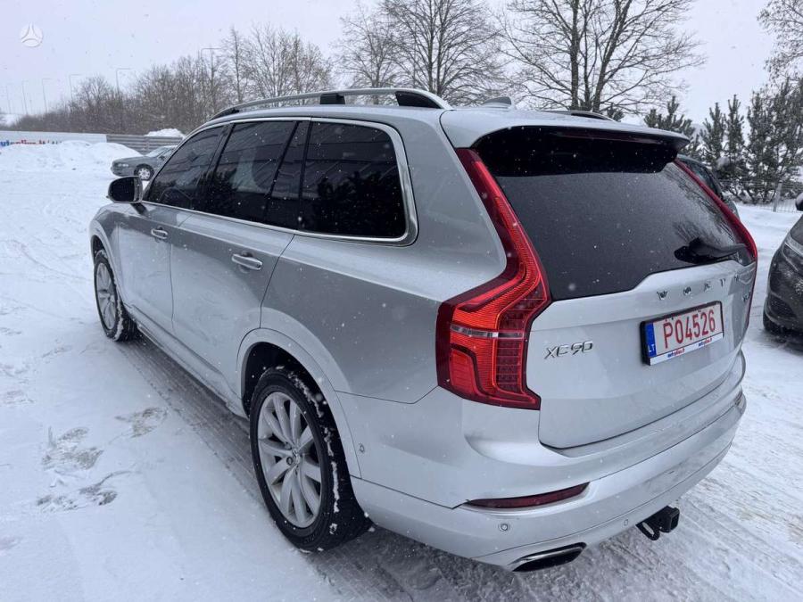 Grey Volvo XC90 2017 in Telschi, with an engine capacity of 1.97 L and mileage of 244 thousand km for 13500 €, photo 6 on AUTOMOTO.COM.LV