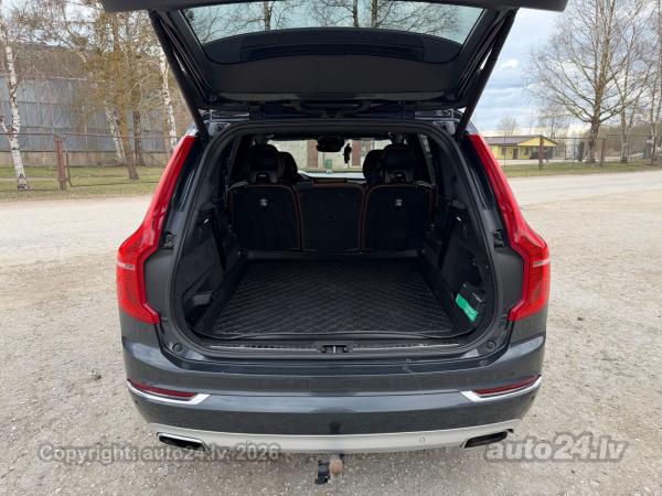 Grey Volvo XC90 2017 in Jogeva, with an engine capacity of 2.00 L and mileage of 265 thousand km for 27499 €, photo 7 on AUTOMOTO.COM.LV