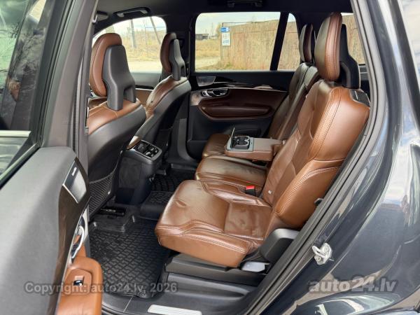 Grey Volvo XC90 2017 in Jogeva, with an engine capacity of 2.00 L and mileage of 265 thousand km for 27499 €, photo 10 on AUTOMOTO.COM.LV
