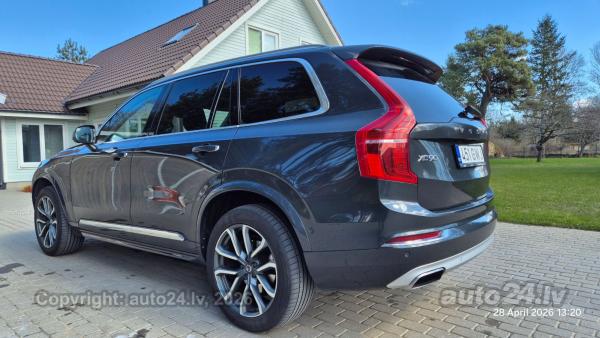 Pelēks Volvo XC90 2017 Tallina, ar dzinēja tilpumu 2.00 L un nobraukumu 212 tūkst. km par 15000 €, foto 3 vietnē AUTOMOTO.COM.LV