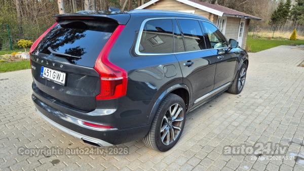 Pelēks Volvo XC90 2017 Tallina, ar dzinēja tilpumu 2.00 L un nobraukumu 212 tūkst. km par 15000 €, foto 4 vietnē AUTOMOTO.COM.LV