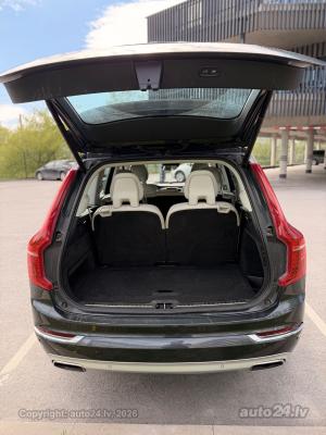 Pelēks Volvo XC90 2017 Tallina, ar dzinēja tilpumu 2.00 L un nobraukumu 244 tūkst. km par 27499 €, foto 11 vietnē AUTOMOTO.COM.LV