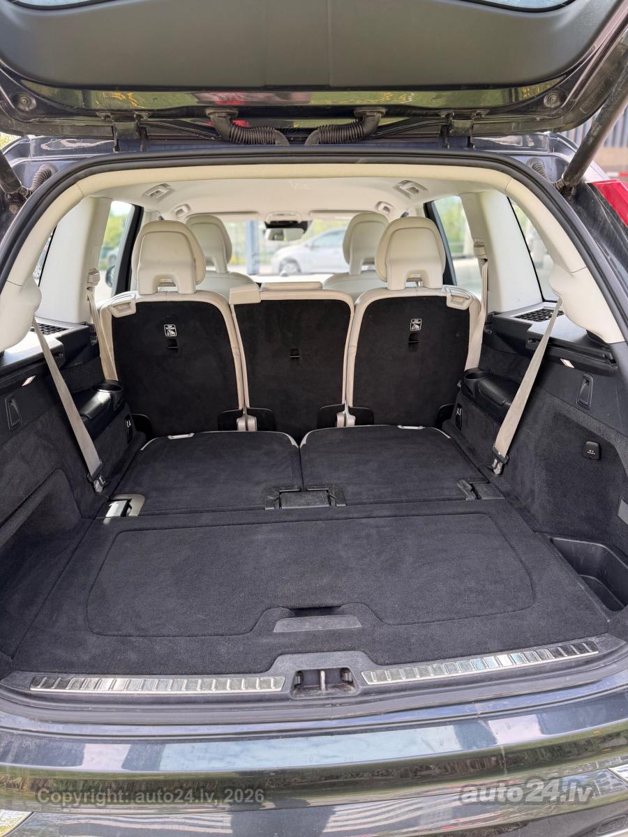 Pelēks Volvo XC90 2017 Tallina, ar dzinēja tilpumu 2.00 L un nobraukumu 244 tūkst. km par 27499 €, foto 12 vietnē AUTOMOTO.COM.LV