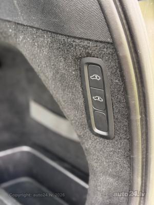 Pelēks Volvo XC90 2017 Tallina, ar dzinēja tilpumu 2.00 L un nobraukumu 244 tūkst. km par 27499 €, foto 13 vietnē AUTOMOTO.COM.LV