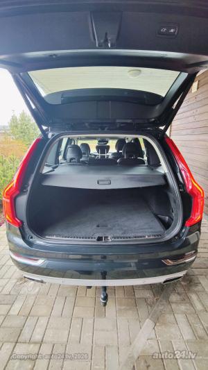 Pelēks Volvo XC90 2017 Tallina, ar dzinēja tilpumu 2.00 L un nobraukumu 270 tūkst. km par 22990 €, foto 7 vietnē AUTOMOTO.COM.LV