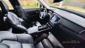 Pelēks Volvo XC90 2017 Tallina, ar dzinēja tilpumu 2.00 L un nobraukumu 270 tūkst. km par 22990 €, foto 12 vietnē AUTOMOTO.COM.LV