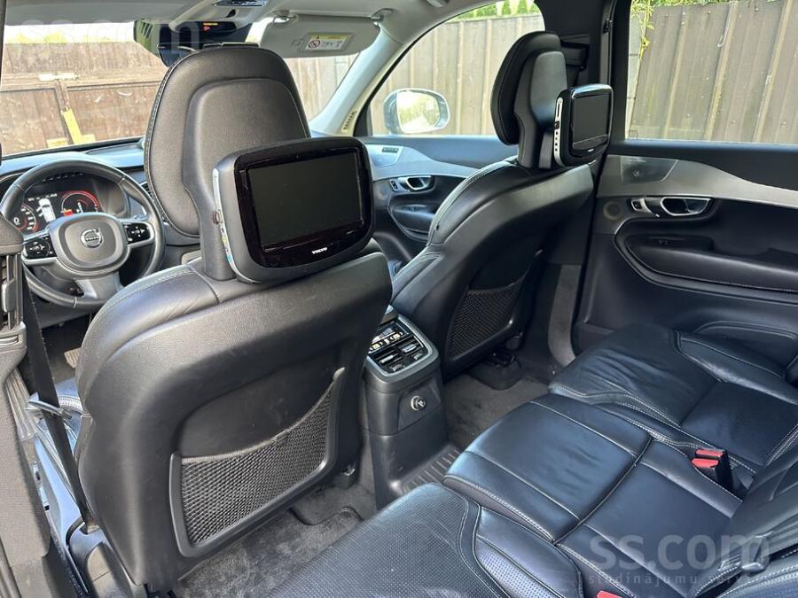 Grey Volvo XC90 2017 in Riga, with an engine capacity of 2.00 L and mileage of 223 thousand km for 28000 €, photo 22 on AUTOMOTO.COM.LV