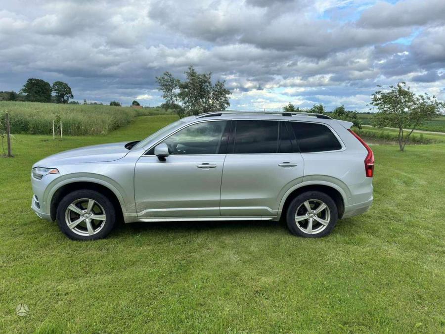 Pelēks Volvo XC90 2017 Šakiai, ar dzinēja tilpumu 1.97 L un nobraukumu 254 tūkst. km par 15000 €, foto 3 vietnē AUTOMOTO.COM.LV