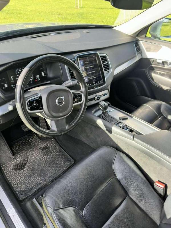 Pelēks Volvo XC90 2017 Šakiai, ar dzinēja tilpumu 1.97 L un nobraukumu 254 tūkst. km par 15000 €, foto 3 vietnē AUTOMOTO.COM.LV