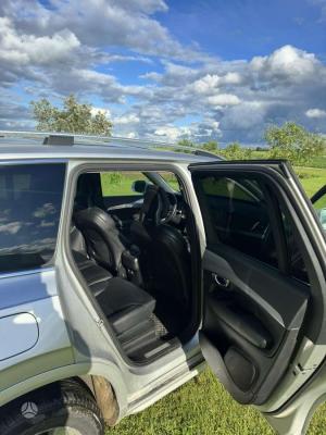 Pelēks Volvo XC90 2017 Šakiai, ar dzinēja tilpumu 1.97 L un nobraukumu 254 tūkst. km par 15000 €, foto 10 vietnē AUTOMOTO.COM.LV