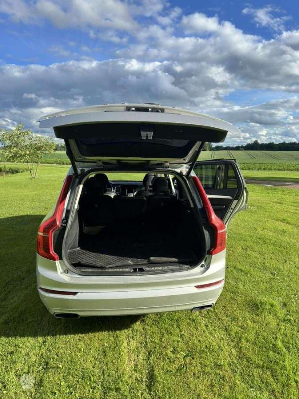 Pelēks Volvo XC90 2017 Šakiai, ar dzinēja tilpumu 1.97 L un nobraukumu 254 tūkst. km par 15000 €, foto 10 vietnē AUTOMOTO.COM.LV