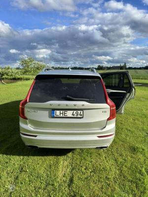 Pelēks Volvo XC90 2017 Šakiai, ar dzinēja tilpumu 1.97 L un nobraukumu 254 tūkst. km par 15000 €, foto 12 vietnē AUTOMOTO.COM.LV