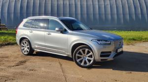 Grey Volvo XC90 2017 in Riga, with an engine capacity of 2.00 L and mileage of 298 thousand km for 22990 €, photo  on AUTOMOTO.COM.LV
