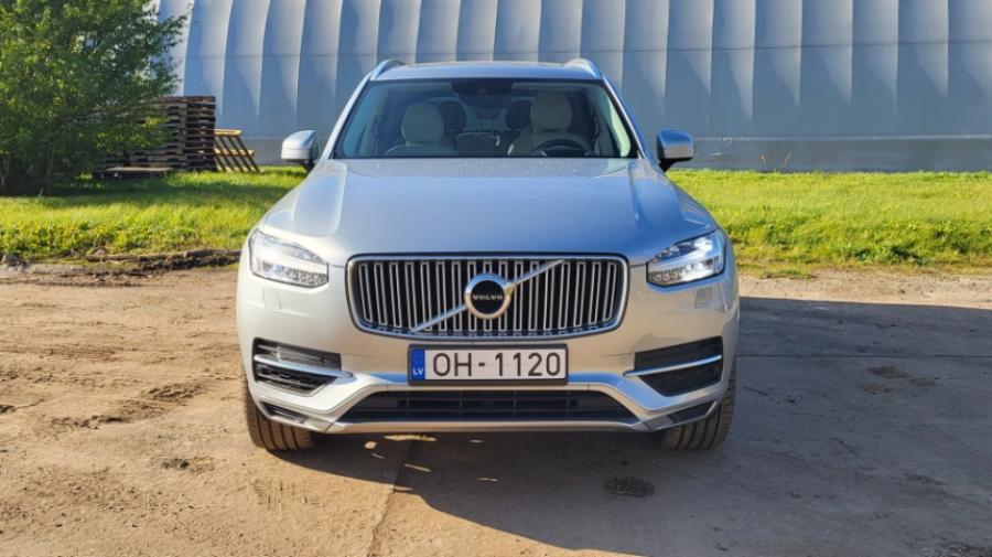 Pelēks Volvo XC90 2017 Rīga, ar dzinēja tilpumu 2.00 L un nobraukumu 298 tūkst. km par 22990 €, foto 29 vietnē AUTOMOTO.COM.LV