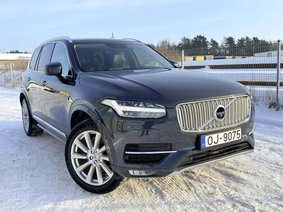 Grey Volvo XC90 2017 in Riga, with an engine capacity of 2.00 L and mileage of 168 thousand km for 23995 €, photo 1 on AUTOMOTO.COM.LV
