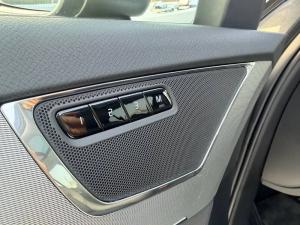 Grey Volvo XC90 2017 in Riga, with an engine capacity of 2.00 L and mileage of 168 thousand km for 23995 €, photo 13 on AUTOMOTO.COM.LV