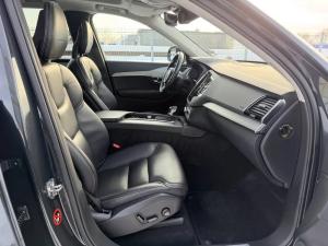 Grey Volvo XC90 2017 in Riga, with an engine capacity of 2.00 L and mileage of 168 thousand km for 23995 €, photo 19 on AUTOMOTO.COM.LV