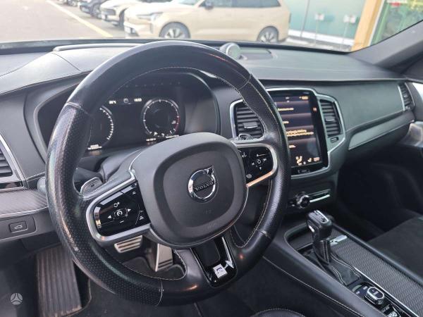 Pelēks Volvo XC90 2017 Viļņa, ar dzinēja tilpumu 1.97 L un nobraukumu 238 tūkst. km par 22500 €, foto 9 vietnē AUTOMOTO.COM.LV