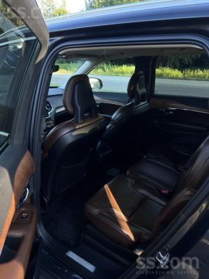 Grey Volvo XC90 2017 in Riga, with an engine capacity of 2.00 L and mileage of 250 thousand km for 23100 €, photo 6 on AUTOMOTO.COM.LV