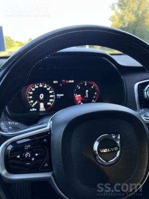 Grey Volvo XC90 2017 in Riga, with an engine capacity of 2.00 L and mileage of 250 thousand km for 23100 €, photo 15 on AUTOMOTO.COM.LV