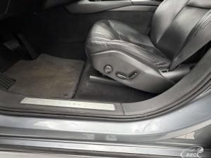 Grey Volvo XC90 2017 in Vilnius, with an engine capacity of 1.97 L and mileage of 280 thousand km for 14900 €, photo 26 on AUTOMOTO.COM.LV
