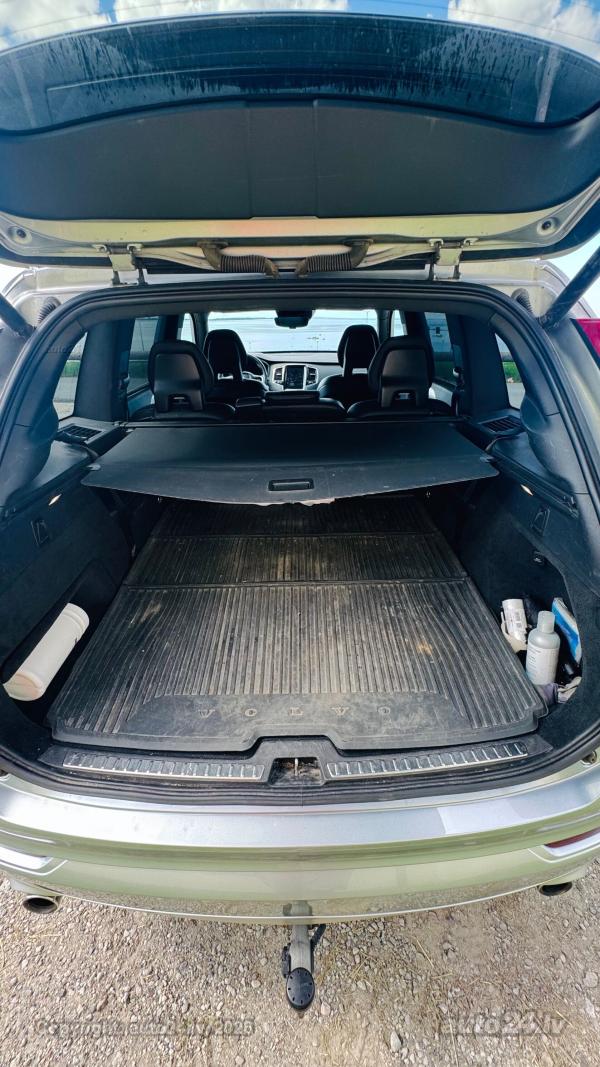 Pelēks Volvo XC90 2017 Tallina, ar dzinēja tilpumu 2.00 L un nobraukumu 362 tūkst. km par 20000 €, foto 7 vietnē AUTOMOTO.COM.LV
