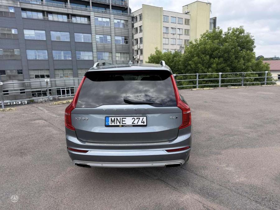 Pelēks Volvo XC90 2017 Viļņa, ar dzinēja tilpumu 1.97 L un nobraukumu 130 tūkst. km par 21900 €, foto 7 vietnē AUTOMOTO.COM.LV