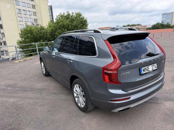Grey Volvo XC90 2017 in Vilnius, with an engine capacity of 1.97 L and mileage of 130 thousand km for 21900 €, photo 7 on AUTOMOTO.COM.LV