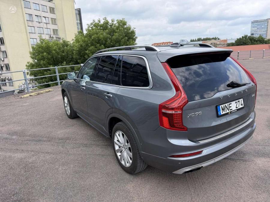 Pelēks Volvo XC90 2017 Viļņa, ar dzinēja tilpumu 1.97 L un nobraukumu 130 tūkst. km par 21900 €, foto 8 vietnē AUTOMOTO.COM.LV