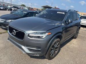 Grey Volvo XC90 2017 in Vilnius, with an engine capacity of 1.97 L and mileage of 170 thousand km for 10400 €, photo  on AUTOMOTO.COM.LV