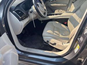 Pelēks Volvo XC90 2017 Viļņa, ar dzinēja tilpumu 1.97 L un nobraukumu 170 tūkst. km par 10400 €, foto 11 vietnē AUTOMOTO.COM.LV