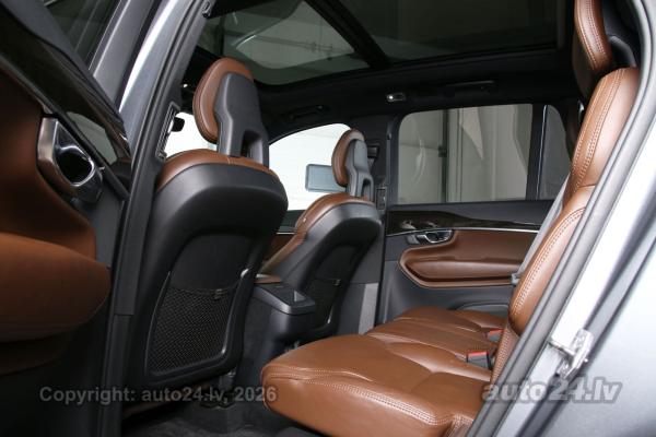 Grey Volvo XC90 2017 in Parnu, with an engine capacity of 2.00 L and mileage of 251 thousand km for 24990 €, photo 9 on AUTOMOTO.COM.LV