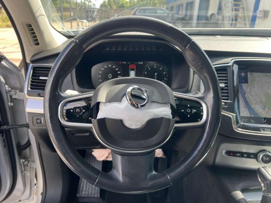 Pelēks Volvo XC90 2017 Kauņa, ar dzinēja tilpumu 1.97 L un nobraukumu 313 tūkst. km par 7400 €, foto 32 vietnē AUTOMOTO.COM.LV