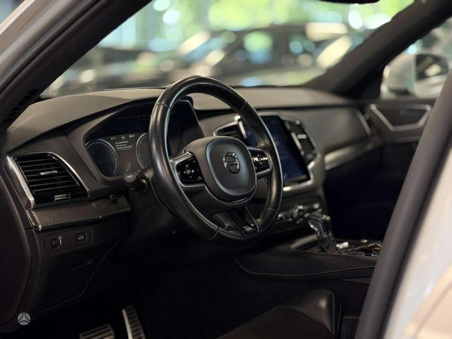 Pelēks Volvo XC90 2017 Klaipėda, ar dzinēja tilpumu 1.97 L un nobraukumu 294 tūkst. km par 20900 €, foto 36 vietnē AUTOMOTO.COM.LV