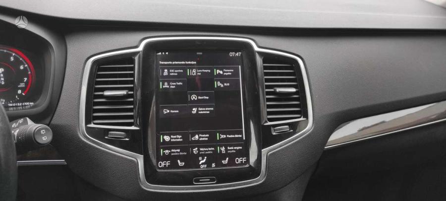 Pelēks Volvo XC90 2017 Kauņa, ar dzinēja tilpumu 1.97 L un nobraukumu 122 tūkst. km par 23200 €, foto 18 vietnē AUTOMOTO.COM.LV