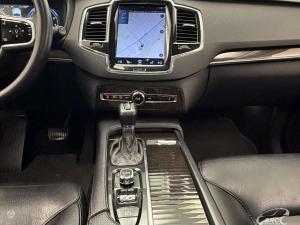 Grey Volvo XC90 2017 in Vilnius, with an engine capacity of 1.97 L and mileage of 280 thousand km for 13900 €, photo 18 on AUTOMOTO.COM.LV