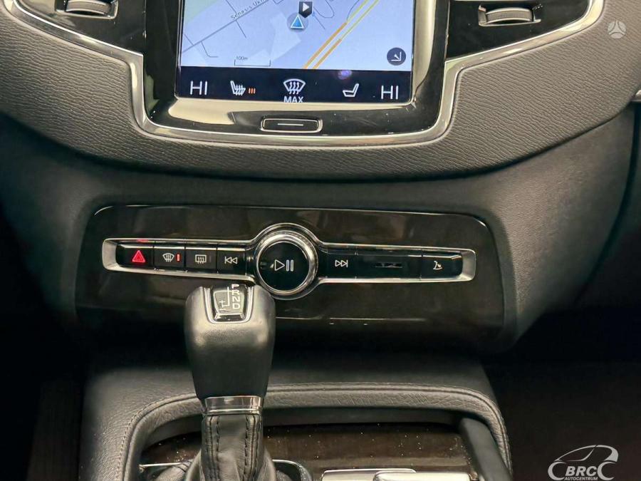Grey Volvo XC90 2017 in Vilnius, with an engine capacity of 1.97 L and mileage of 280 thousand km for 13900 €, photo 20 on AUTOMOTO.COM.LV