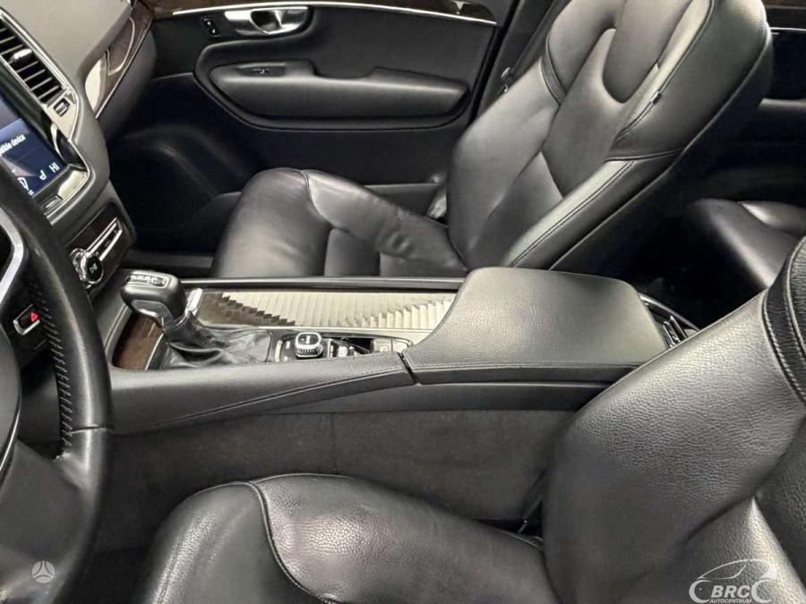 Grey Volvo XC90 2017 in Vilnius, with an engine capacity of 1.97 L and mileage of 280 thousand km for 13900 €, photo 28 on AUTOMOTO.COM.LV