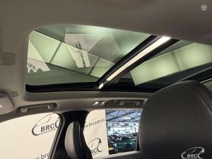 Grey Volvo XC90 2017 in Vilnius, with an engine capacity of 1.97 L and mileage of 280 thousand km for 13900 €, photo 29 on AUTOMOTO.COM.LV