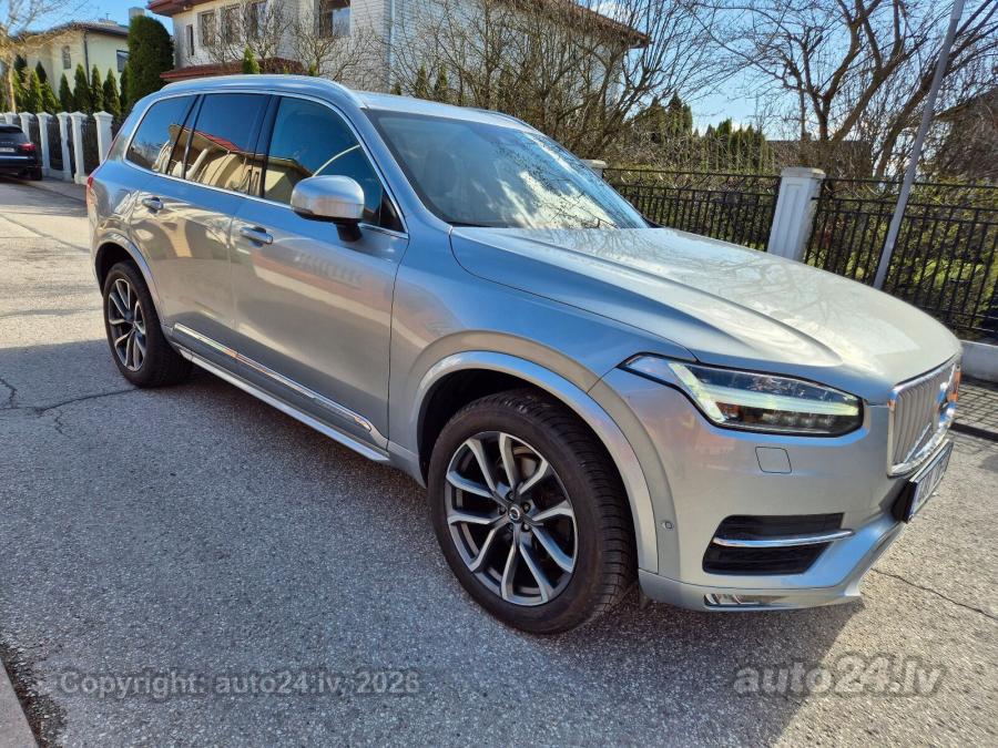 Grey Volvo XC90 2017 in Tartu, with an engine capacity of 2.00 L and mileage of 220 thousand km for 25500 €, photo 8 on AUTOMOTO.COM.LV