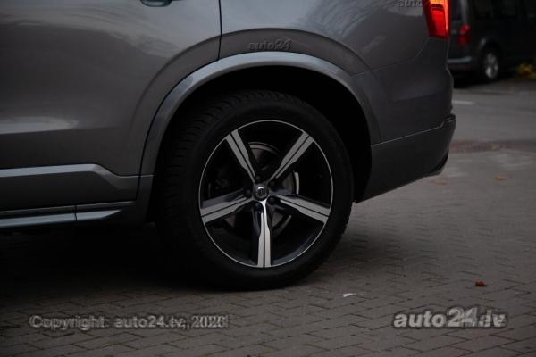 Volvo XC90 2017 Tallina vietnē Pelēks Volvo XC90 2017 Tallina, ar dzinēja tilpumu 2.00 L un nobraukumu 283 tūkst. km par 25000 €, foto 4 vietnē AUTOMOTO.COM.LV