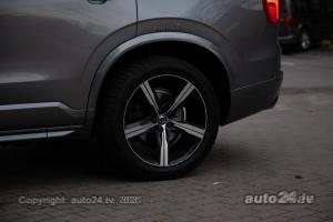 Pelēks Volvo XC90 2017 Tallina, ar dzinēja tilpumu 2.00 L un nobraukumu 283 tūkst. km par 25000 €, foto 4 vietnē AUTOMOTO.COM.LV