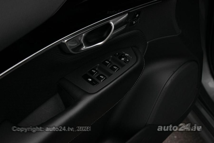 Pelēks Volvo XC90 2017 Tallina, ar dzinēja tilpumu 2.00 L un nobraukumu 283 tūkst. km par 25000 €, foto 10 vietnē AUTOMOTO.COM.LV
