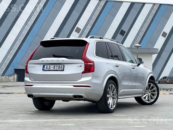 Pelēks Volvo XC90 2018 Ogre, ar dzinēja tilpumu 2.00 L un nobraukumu 108 tūkst. km par 35000 €, foto 3 vietnē AUTOMOTO.COM.LV