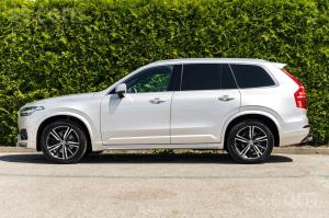 Pelēks Volvo XC90 2018 Rīga, ar dzinēja tilpumu 2.00 L un nobraukumu 128 tūkst. km par 29500 €, foto 12 vietnē AUTOMOTO.COM.LV