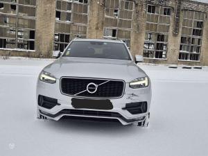 Grey Volvo XC90 2018 in Silute, with an engine capacity of 1.97 L and mileage of 215 thousand km for 18999 €, photo 6 on AUTOMOTO.COM.LV