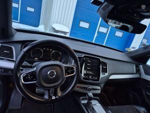Grey Volvo XC90 2018 in Silute, with an engine capacity of 1.97 L and mileage of 215 thousand km for 18999 €, photo 14 on AUTOMOTO.COM.LV
